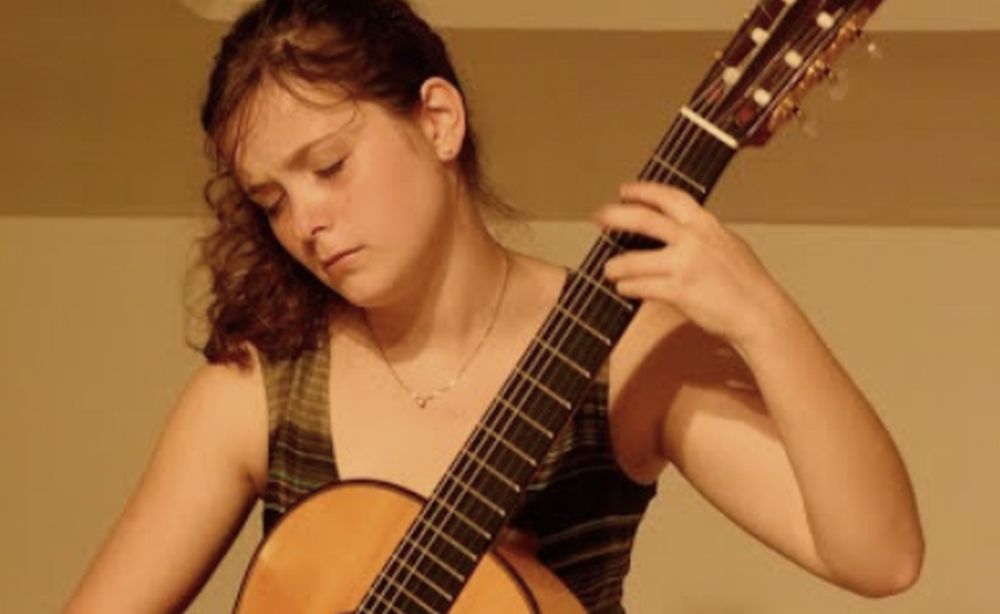 La chitarrista Francesca Riva in concerto per beneficenza venerdì a San ...