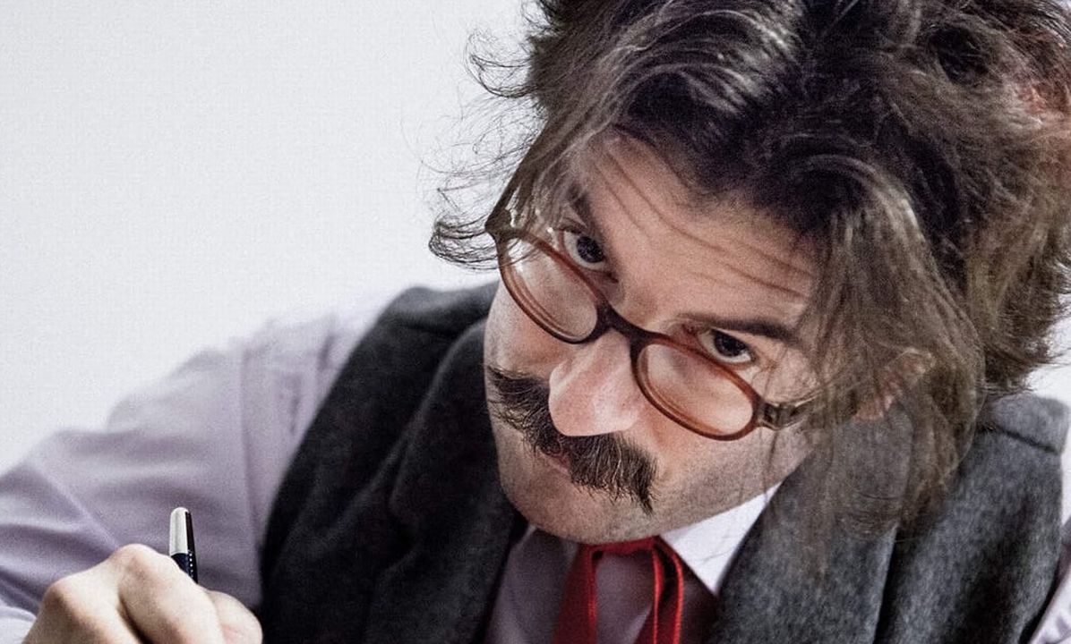 Simone Tempia questa sera a Parole e Musica alla Rovere di San Bartolomeo al Mare | Oggi Cronaca