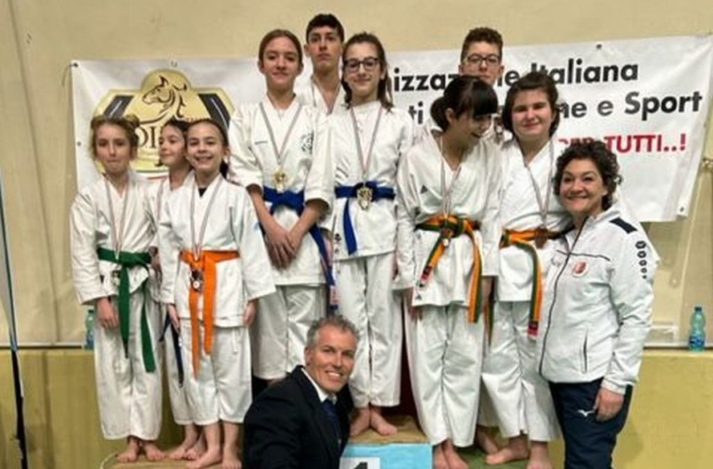 Oltre 450 atleti a Novi Ligure per la gara di Karaté e belle ...