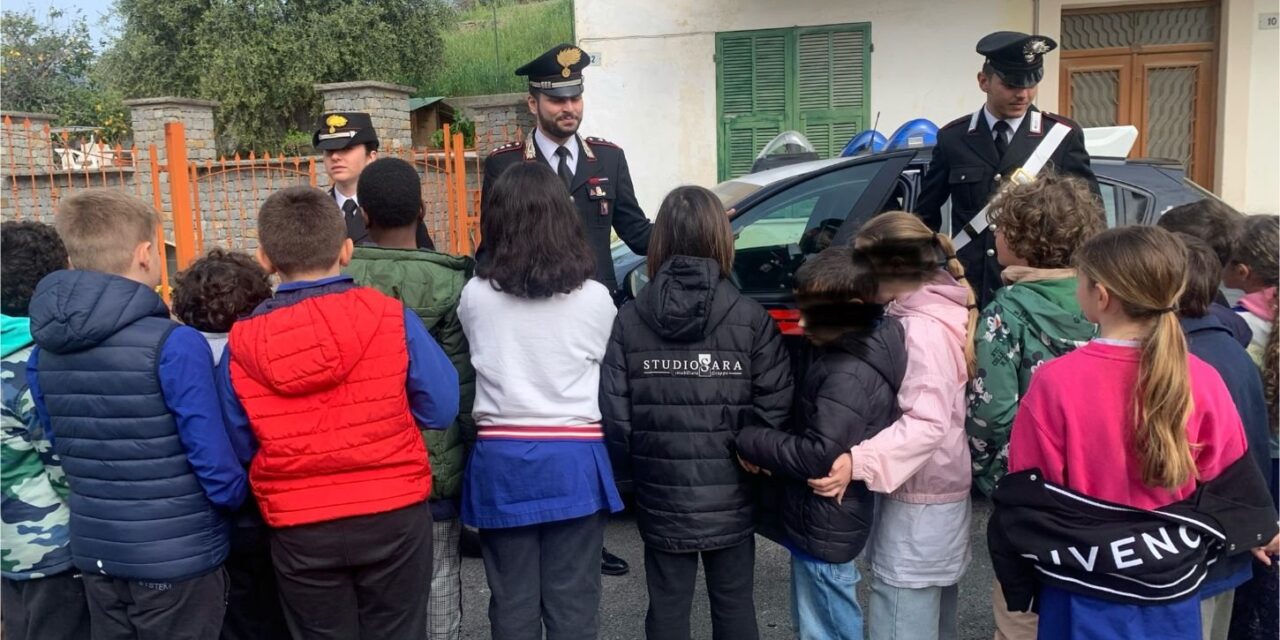 I Carabinieri di Sanremo incontrano i bambini delle Scuole di Bussana ...